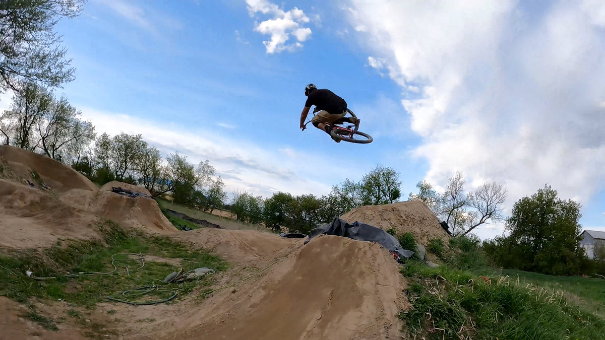 Video: Marshall's Birthday Dirt Session – The Rise Bicycle co.